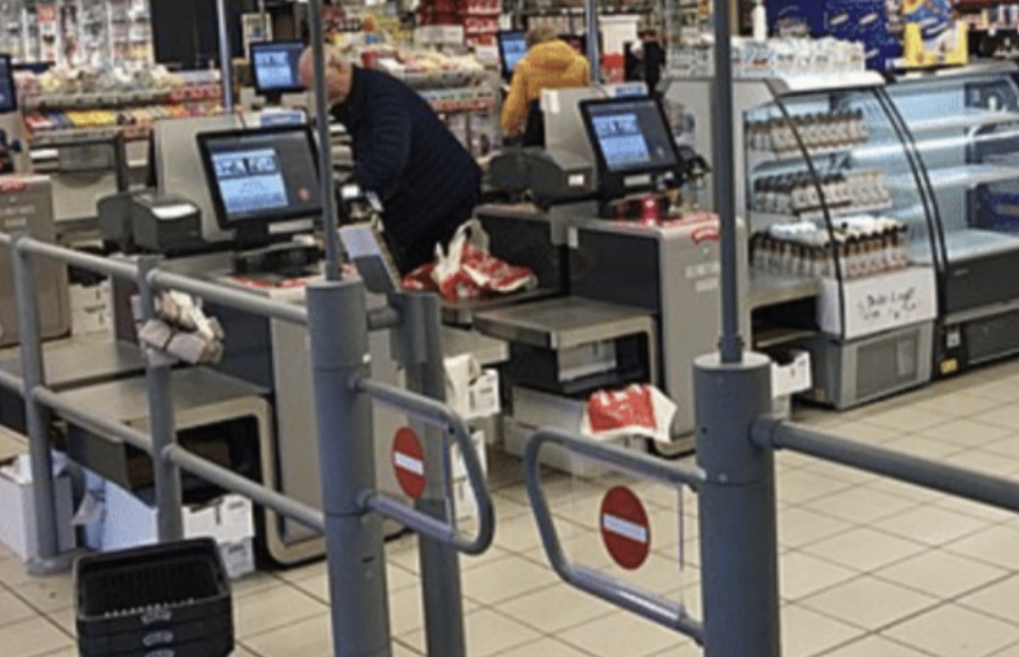 The Hidden Costs of Self-Checkout Machines | MyDailyEntertainment