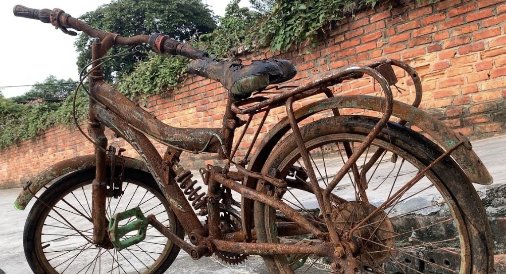 My Uncle Presented Me with a Rusty Bike for My Birthday – After Seeing ...