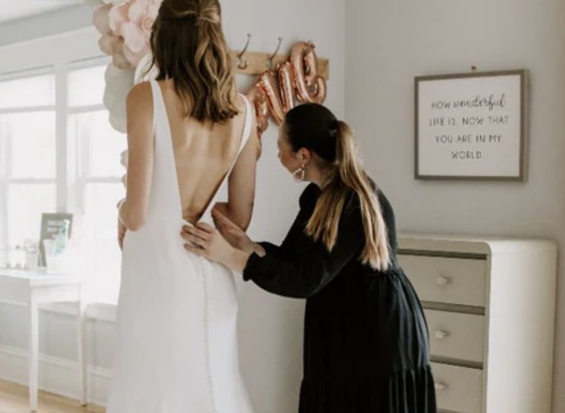 My Cousin Deliberately Made My Wedding Dress Two Sizes Too Small – She ...