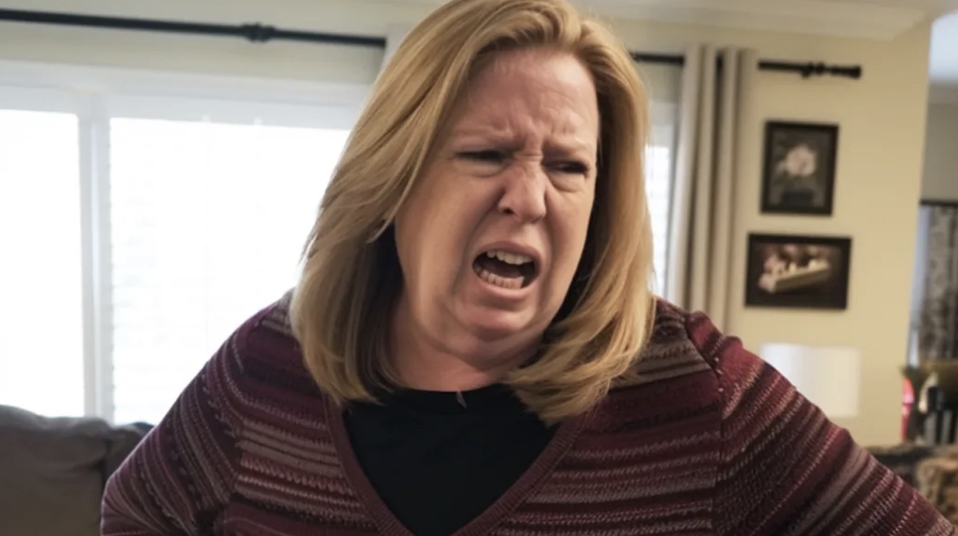 My Mom Threw Me Out When I Was 15 Now She S Asking For My Inheritance